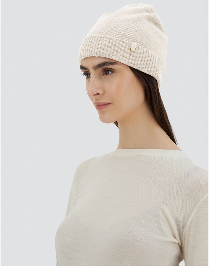 Page 2 | Women's Luxury Accessories | Herno®